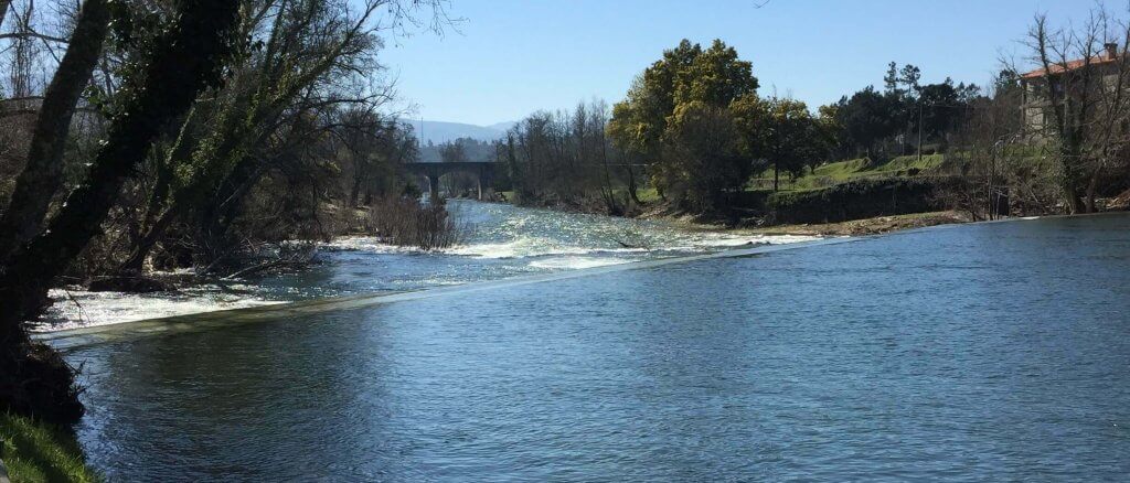 Kanoën en zwemmen 2 van de vele activiteiten in de Rio Alva